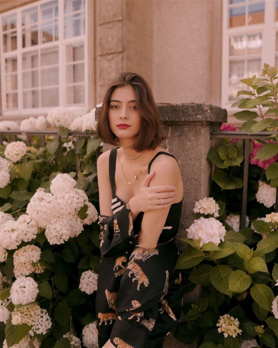 BRAVE MODELS - DAYANE HOFER