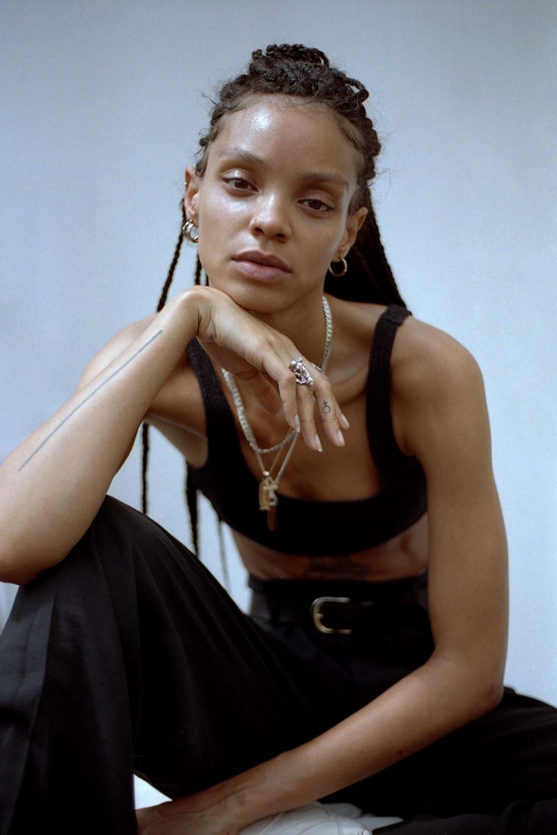 BRAVE MODELS - AKIRA REID