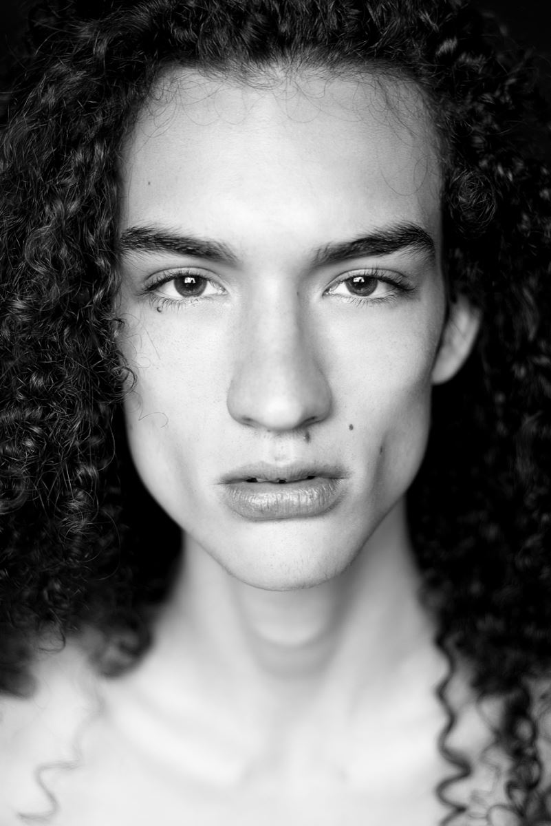 BRAVE MODELS - ALEJANDRO