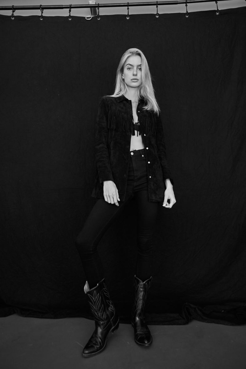 BRAVE MODELS - ALLISON MASON