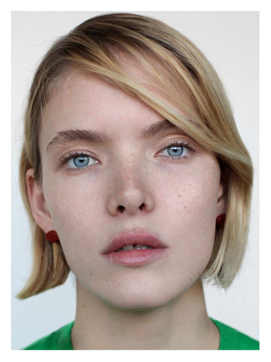 BRAVE MODELS - ANASTASIA