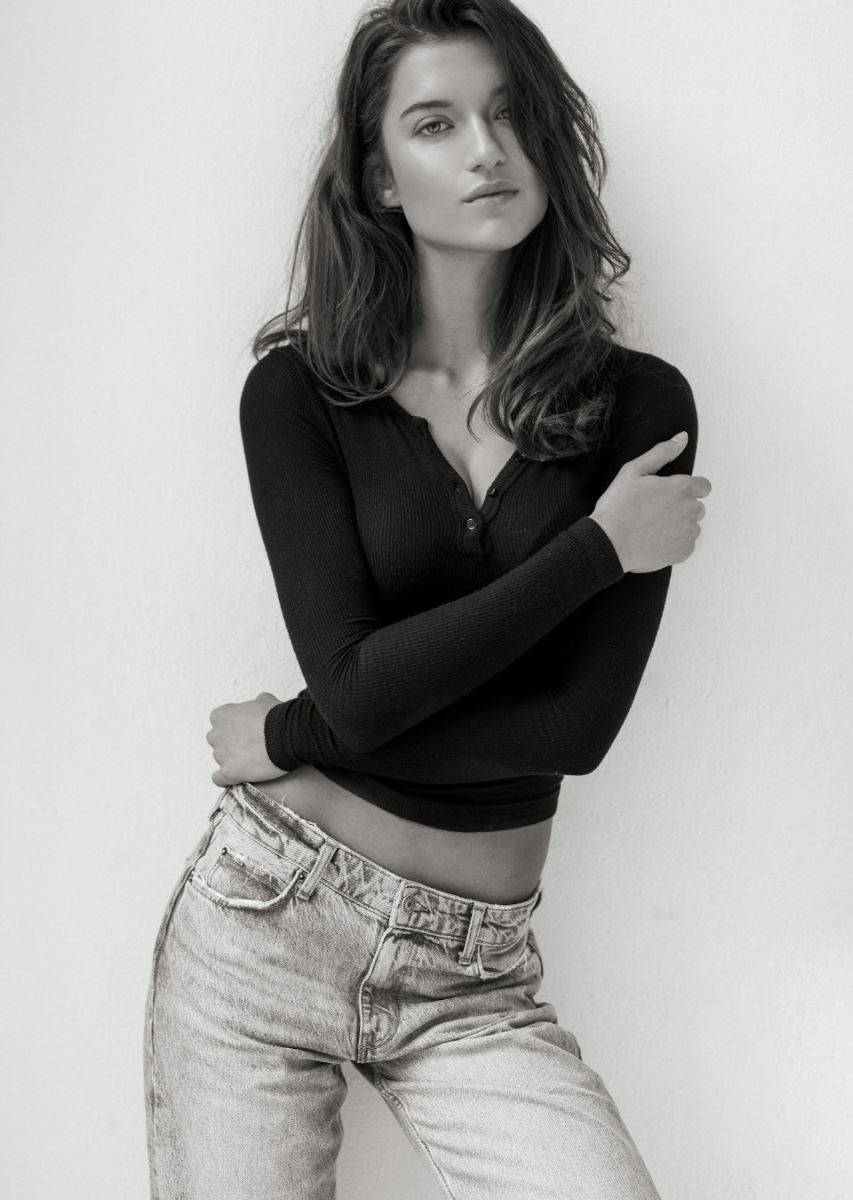 BRAVE MODELS - MICHELLE THIJSSEN